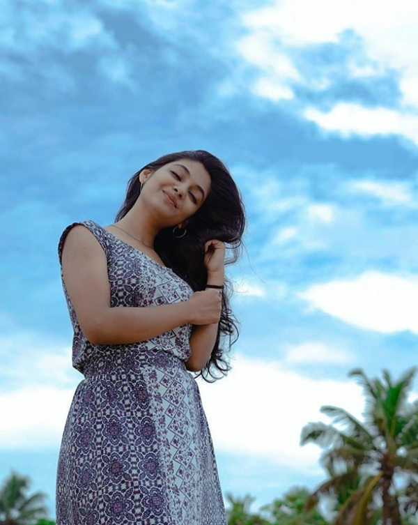 Actress Ivana Image Collections – CuckooRadio.com | Internet Radio ...