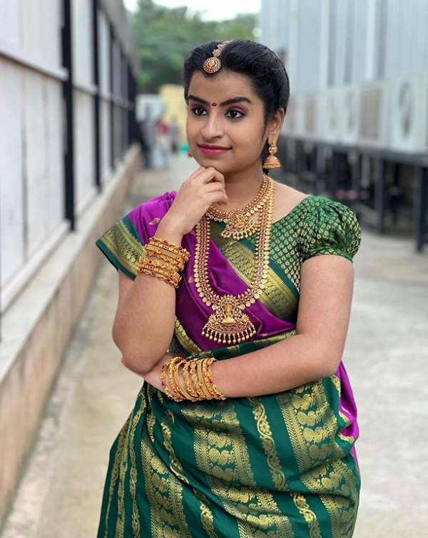 Singer sivangi Image Collections – CuckooRadio.com | Internet Radio ...