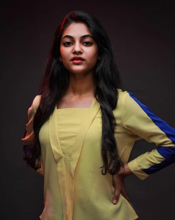 Actress Ivana Image Collections – CuckooRadio.com | Internet Radio ...